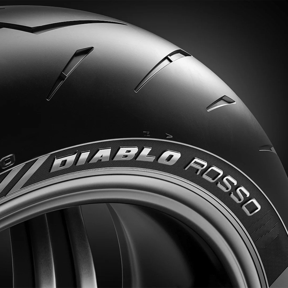 피렐리 로소 타이어 XMAX 포르자 TMAX 앞타이어 120/70-15 > 타이어 - 블루샤크 BLUESHARK